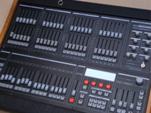 MA Lighting Lightcommander 12/2 » LTS Licht | Ton